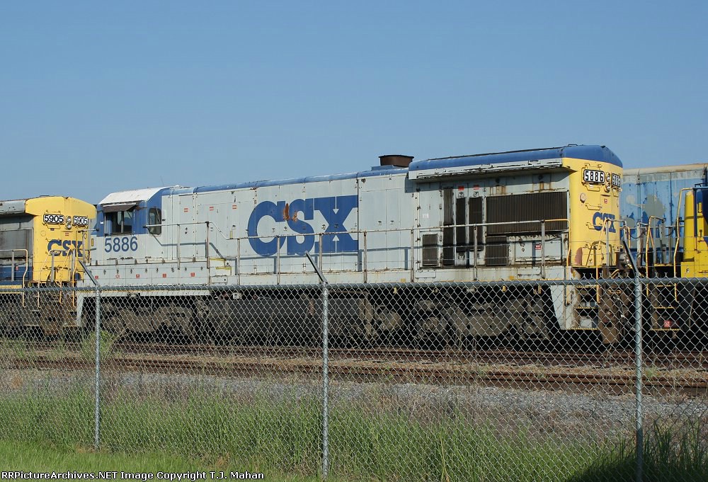 CSX 5886